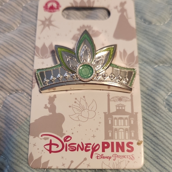 Disney | Accessories | Disney Princess Tiana Green And Silver Tiara Pin ...